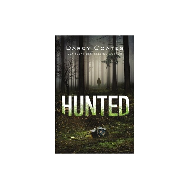 Hunted, Darcy Coates Author, Darcy Coates - eMAG.ro