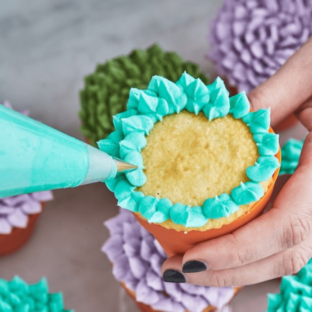 Salestore.ro® Patisserie/Confectionery Set 35 части, форми за украса и ...