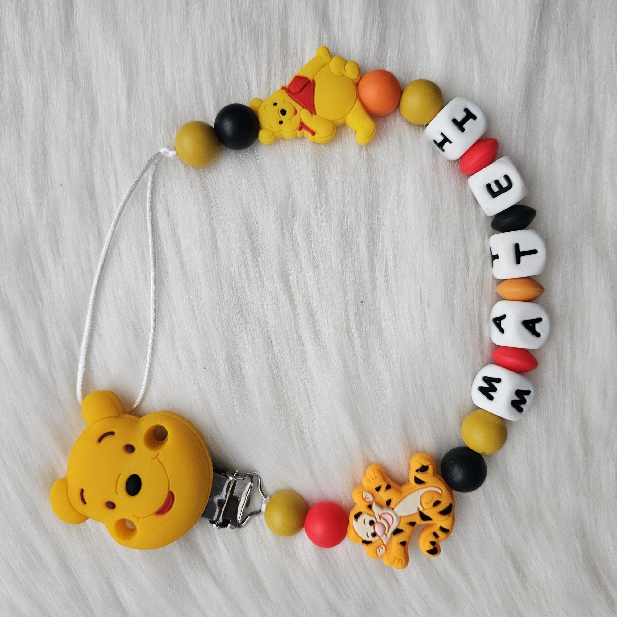 Lantisor pentru suzeta din silicon alimentar, Winnie Tigger - eMAG.ro