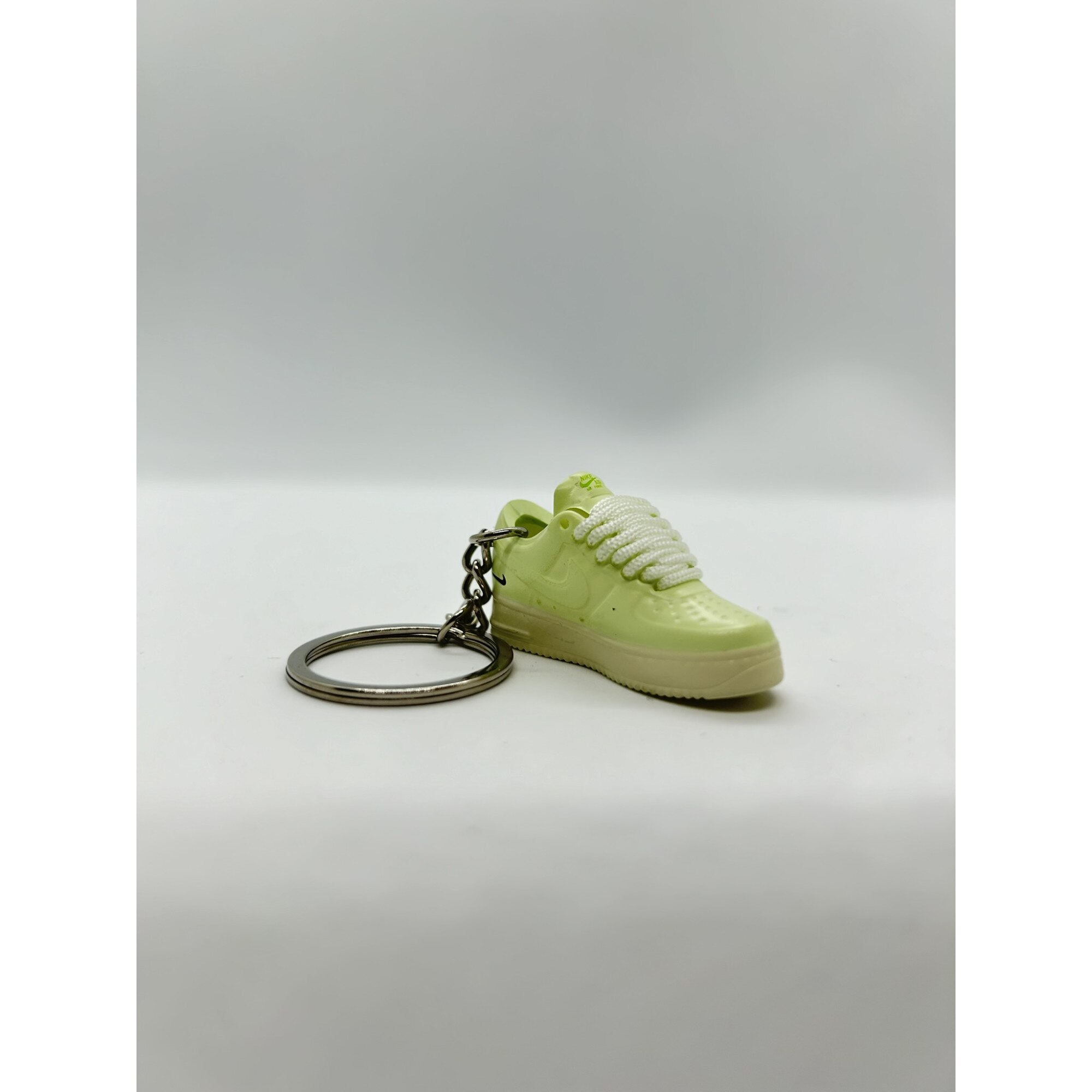 Breloc pentru chei model Nike Air Force 1 x Low x OFF-WHITE "JUST DO IT ...