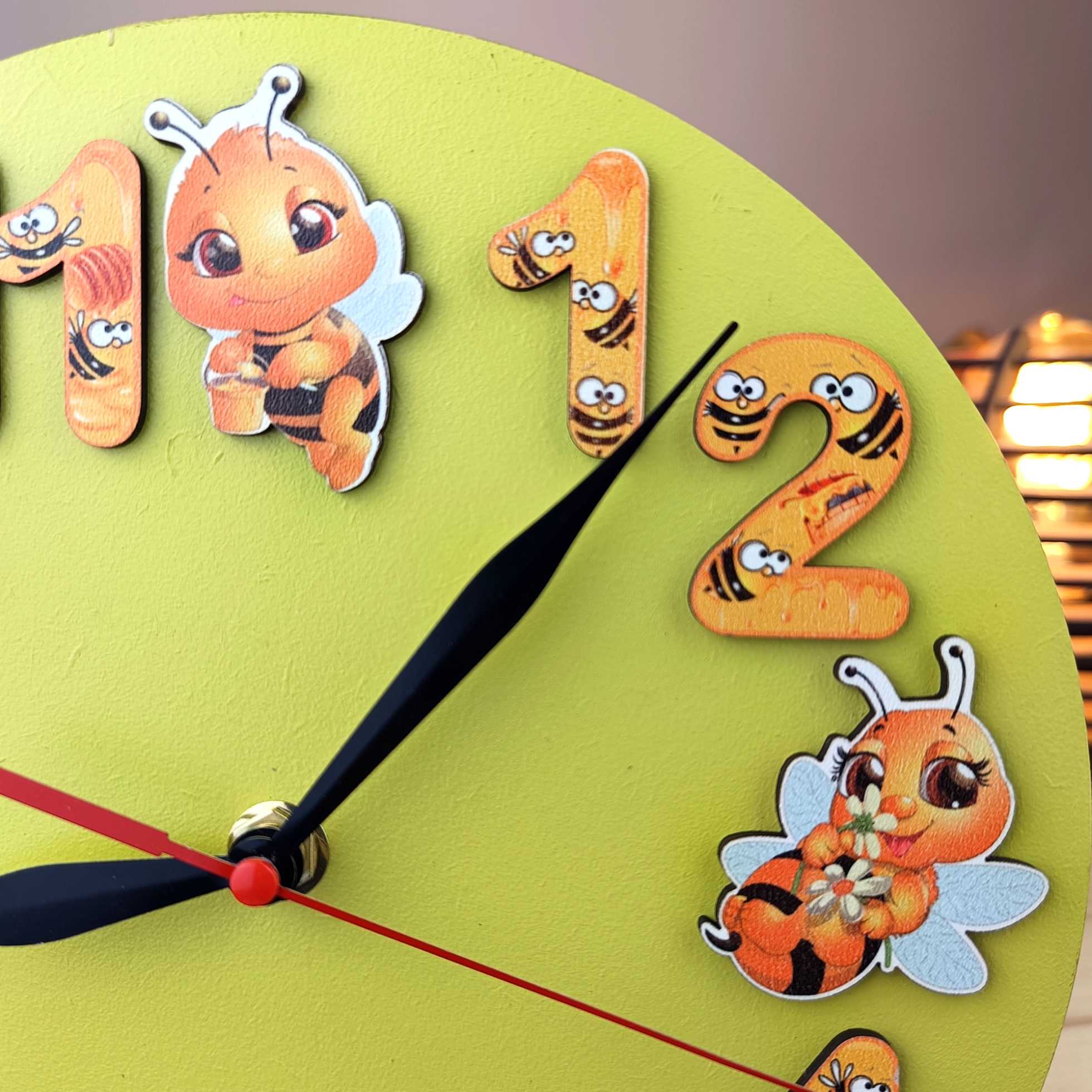 Ceas de perete cu suport, Tematica Albinute, 22 cm, Verde - eMAG.ro