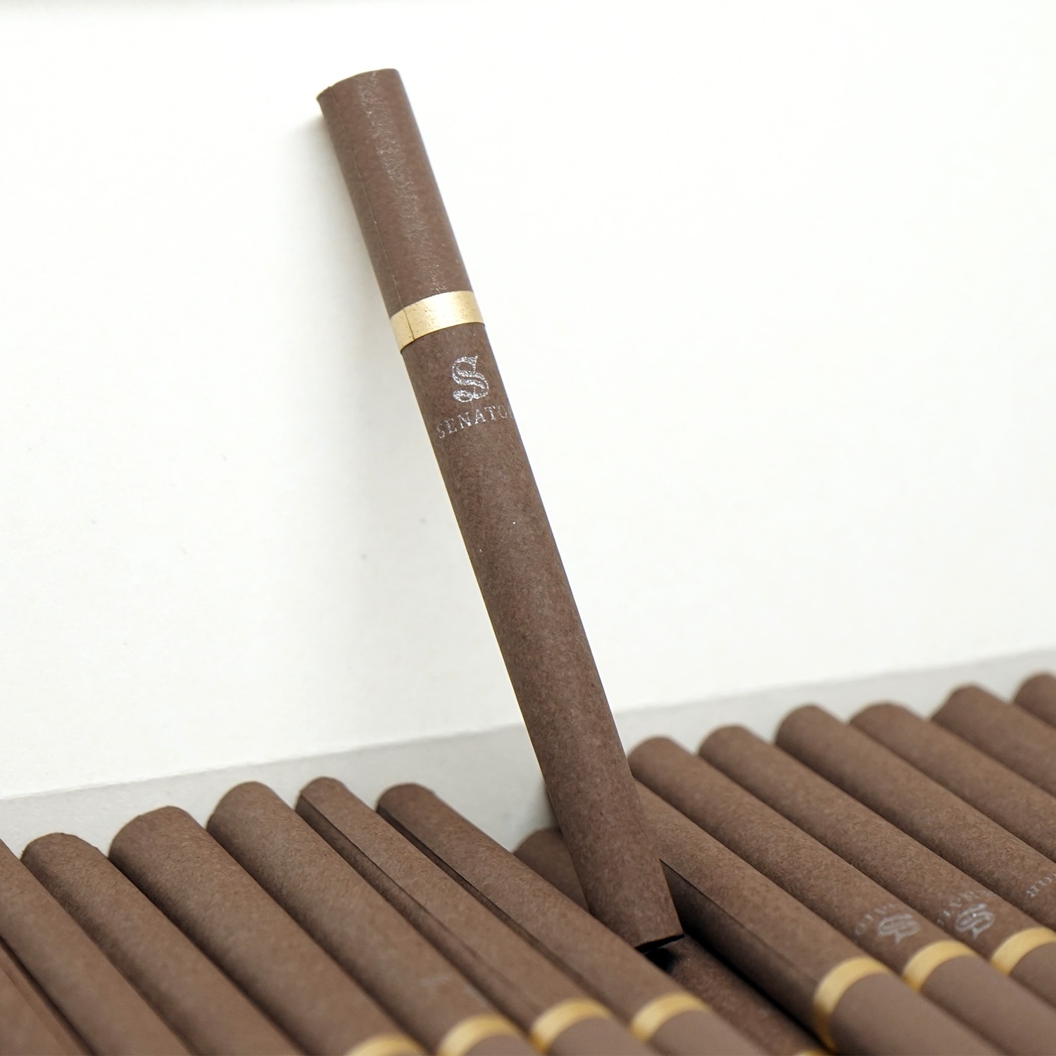 Tuburi tigari SENATOR - Carbon Premium 24 mm BROWN 200 - eMAG.ro