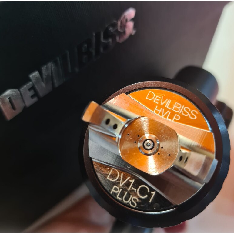 Pistol de vopsit De Vilbiss, cu cana plastic 600 ml, cap HVLP Plus, cu ...