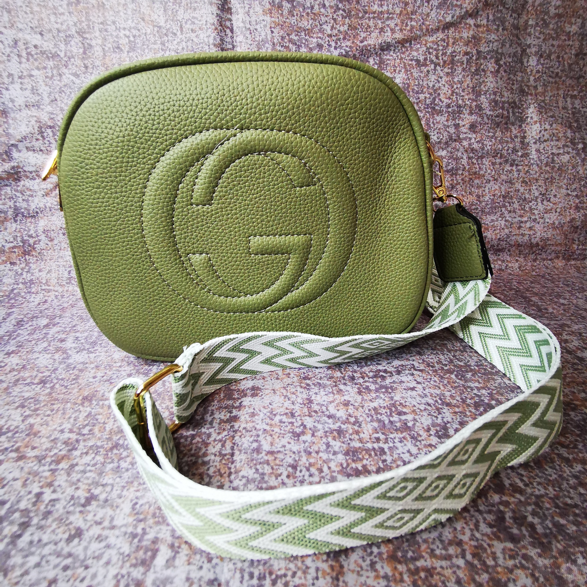 Katonazöld női crossbody táska 25x20 cm - eMAG.hu