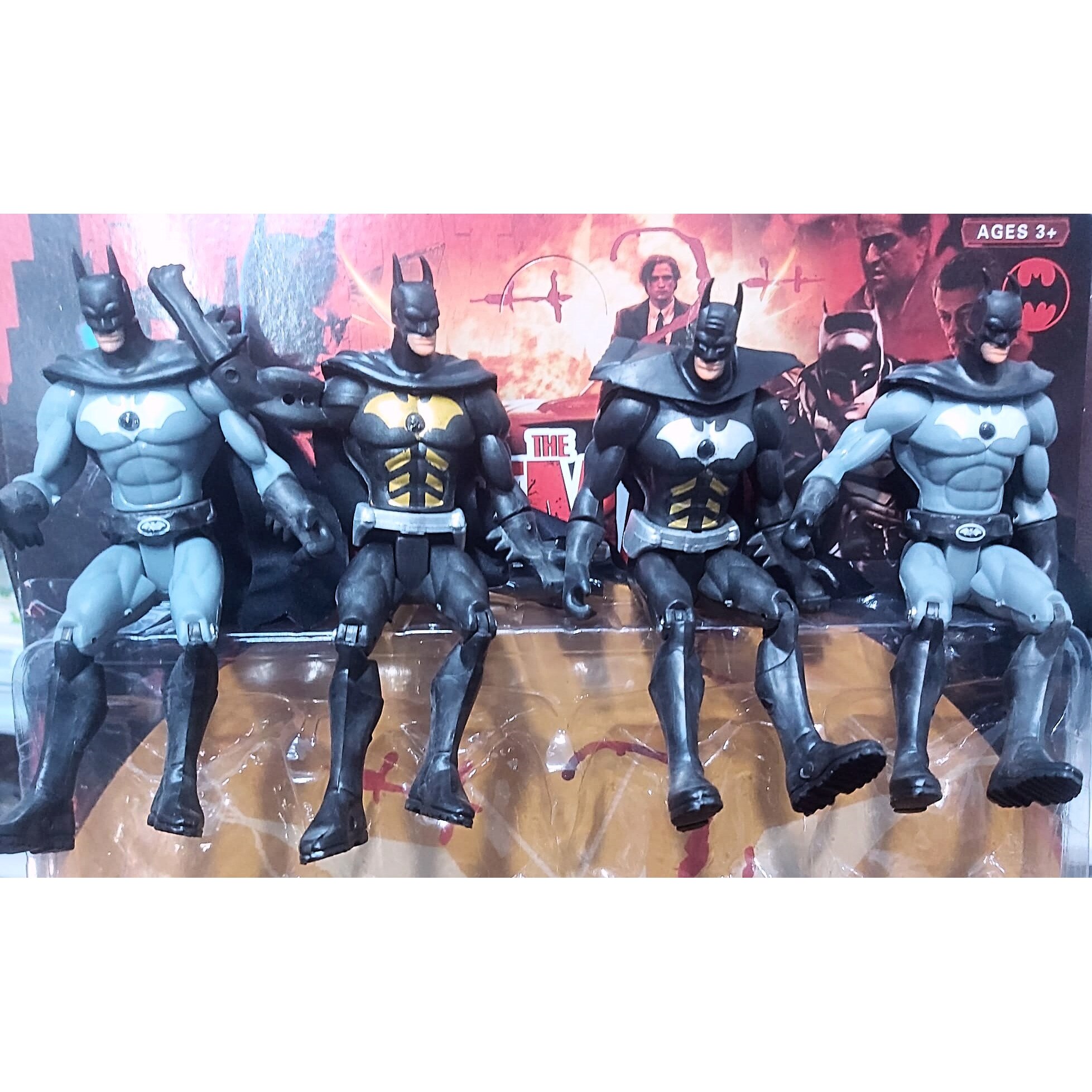 Set 4 figurine Batman, cu led si articulatii flexibile, 16 cm, +3 ani ...
