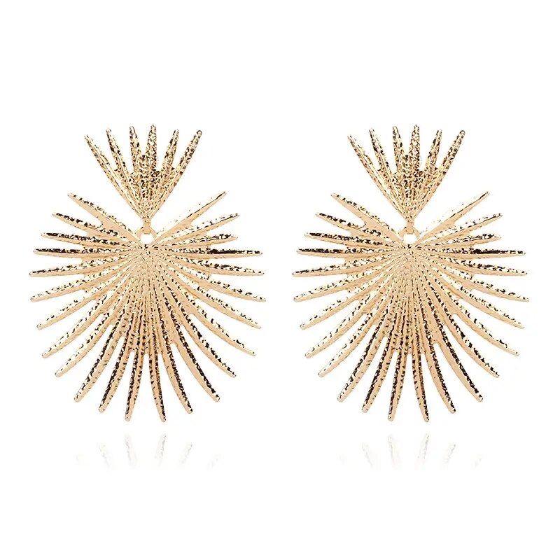 Cercei aurii, statement, in forma de evantai, Camilla - eMAG.ro