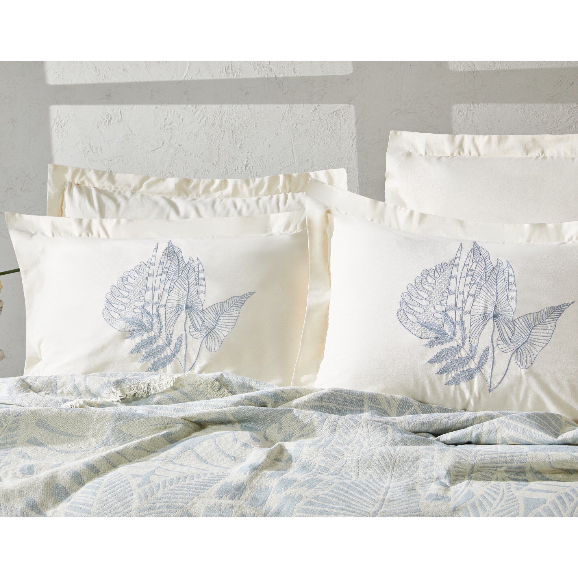 Set lenjerie 6 piese-pat dublu cu pled, 160x200 cm, Apricitas Home ...