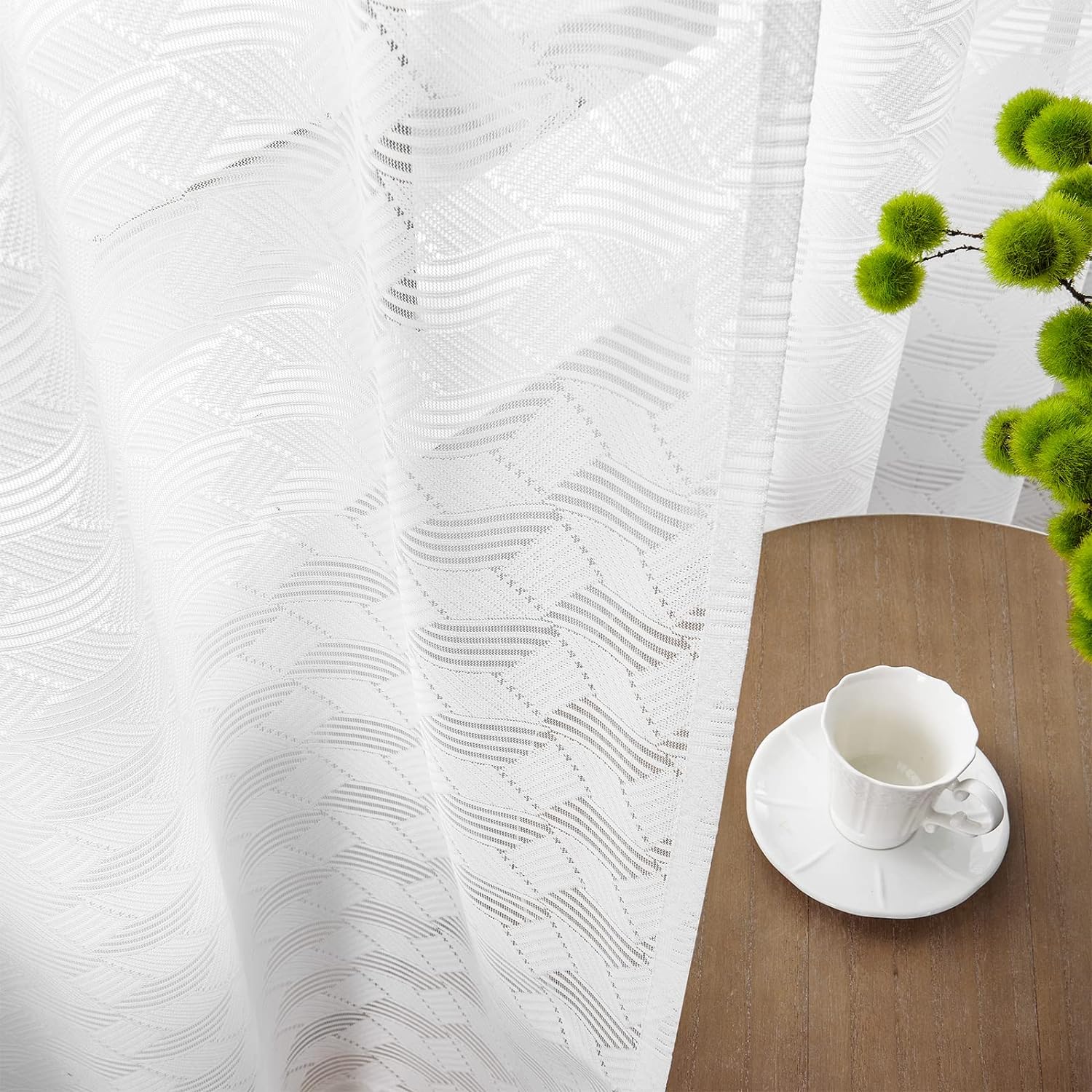 Perdele albe cu model, set de 2 buc 132 x 245cm - eMAG.ro