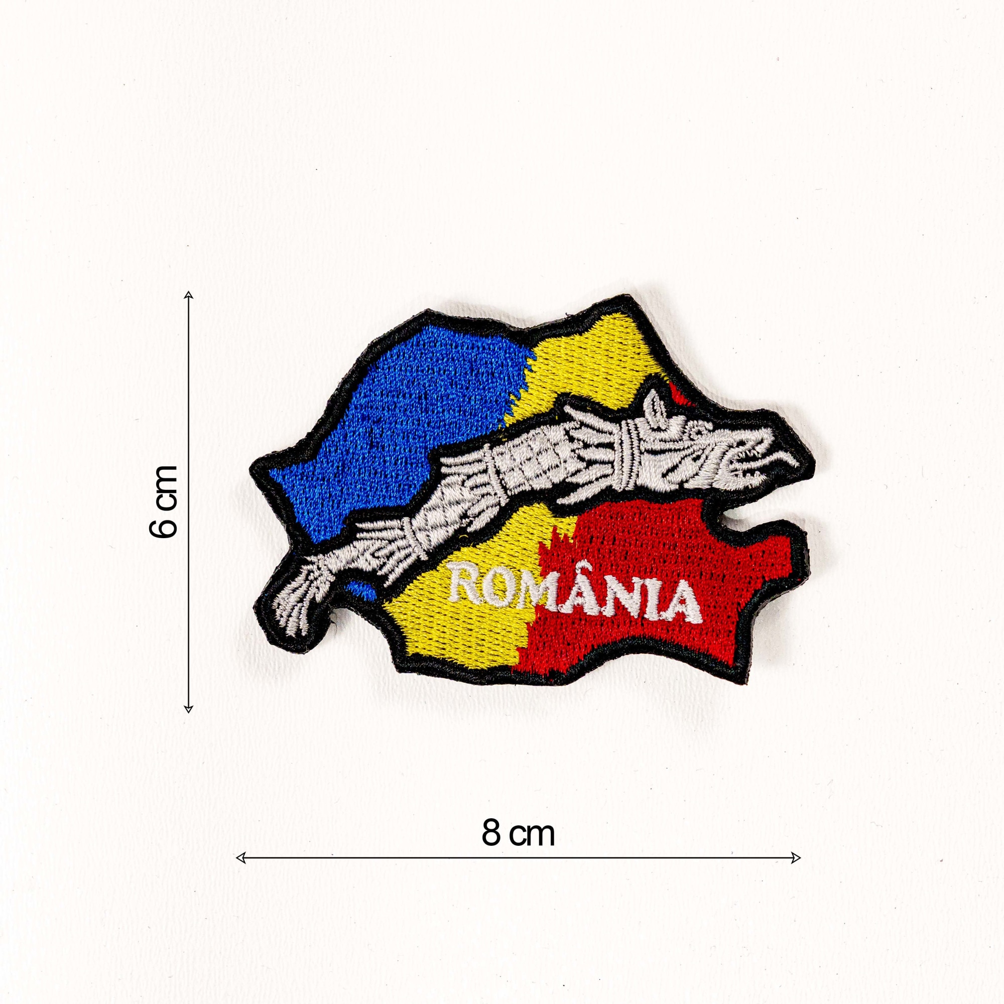 Petic brodat - Lup dacic Harta Romania, multicolor, 8x6cm - eMAG.ro