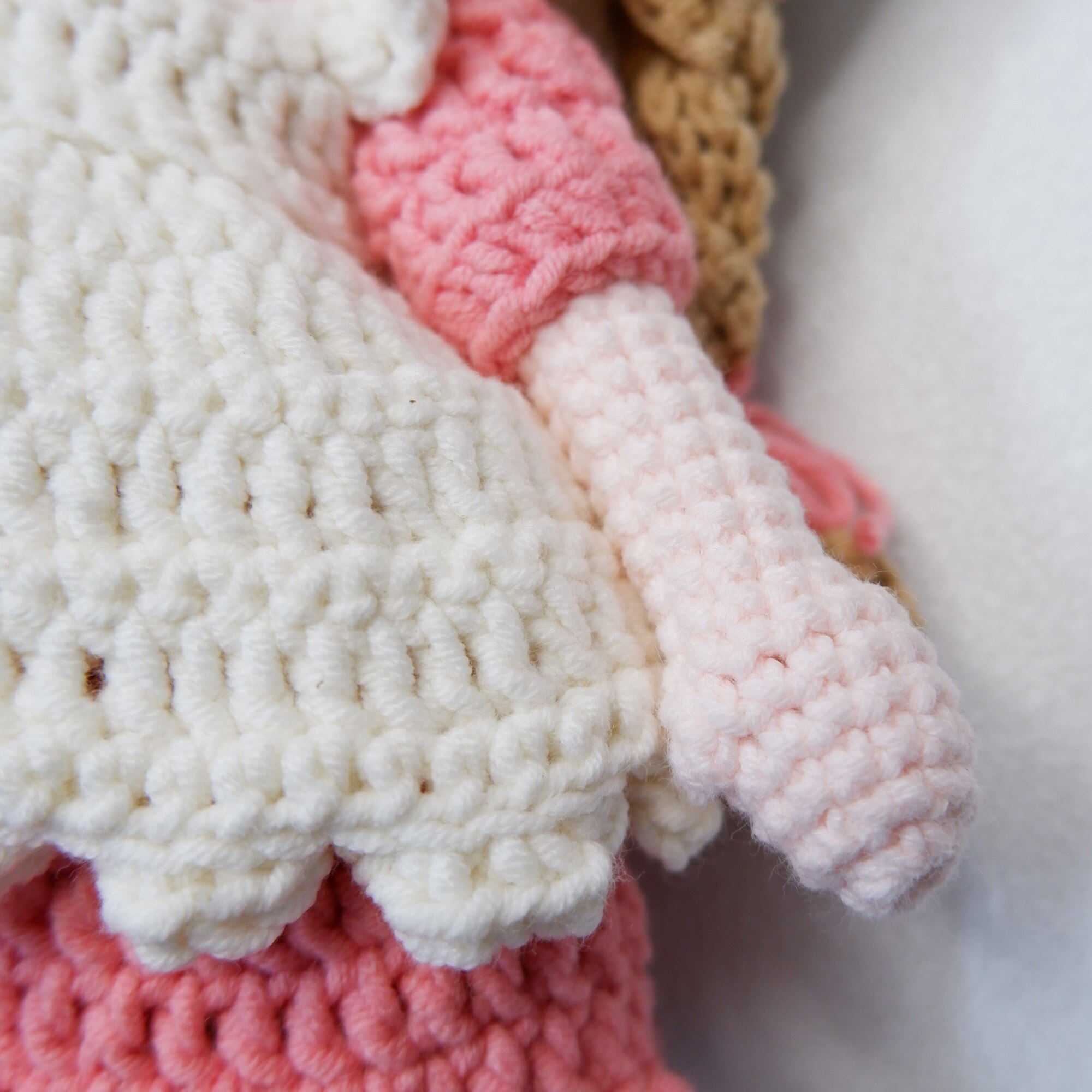 Papusa Rosie, Crosetata Manual, Jucarie Lucrata Manual, Amigurumi ...