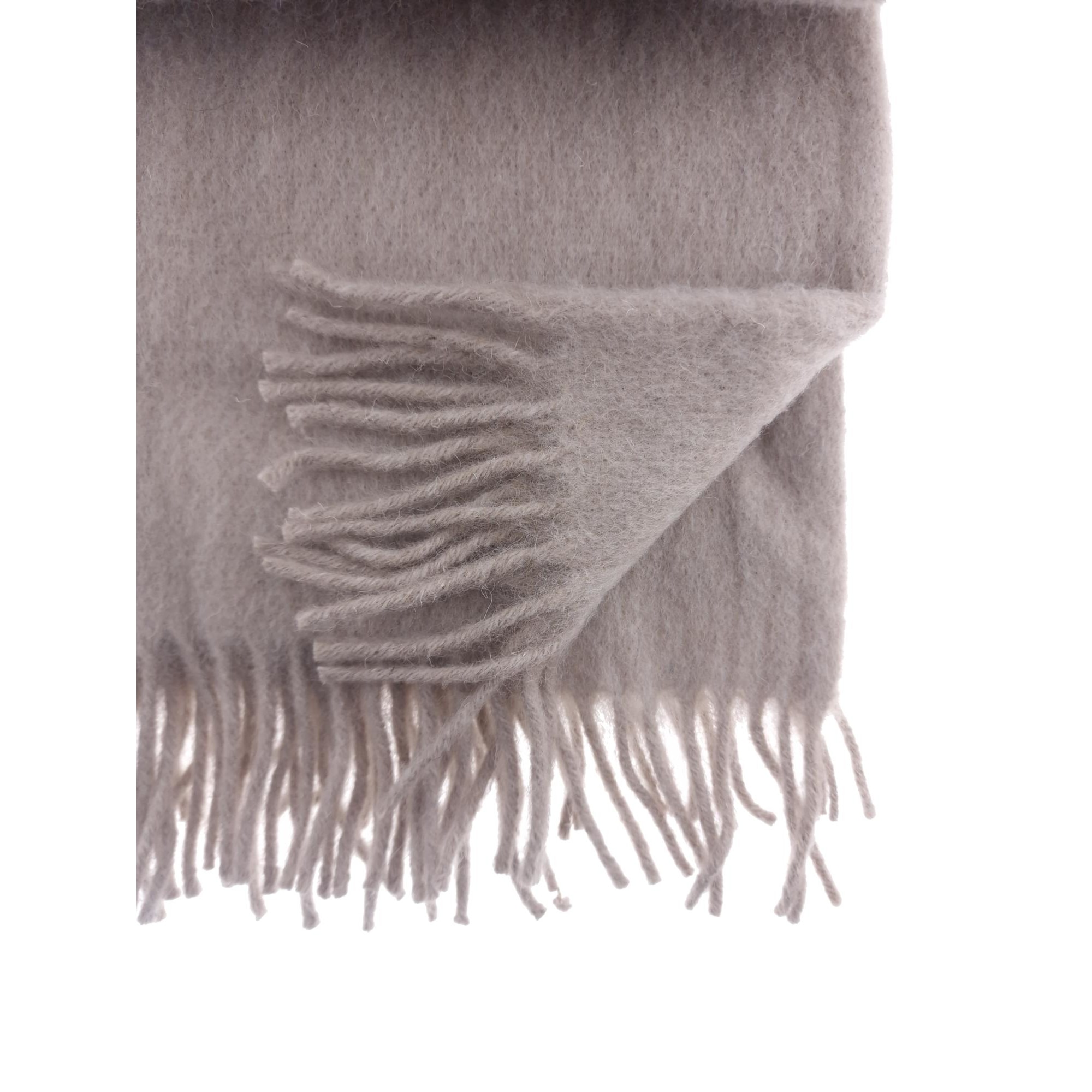 Patura de lana monocroma cu franjuri sepia - eMAG.ro