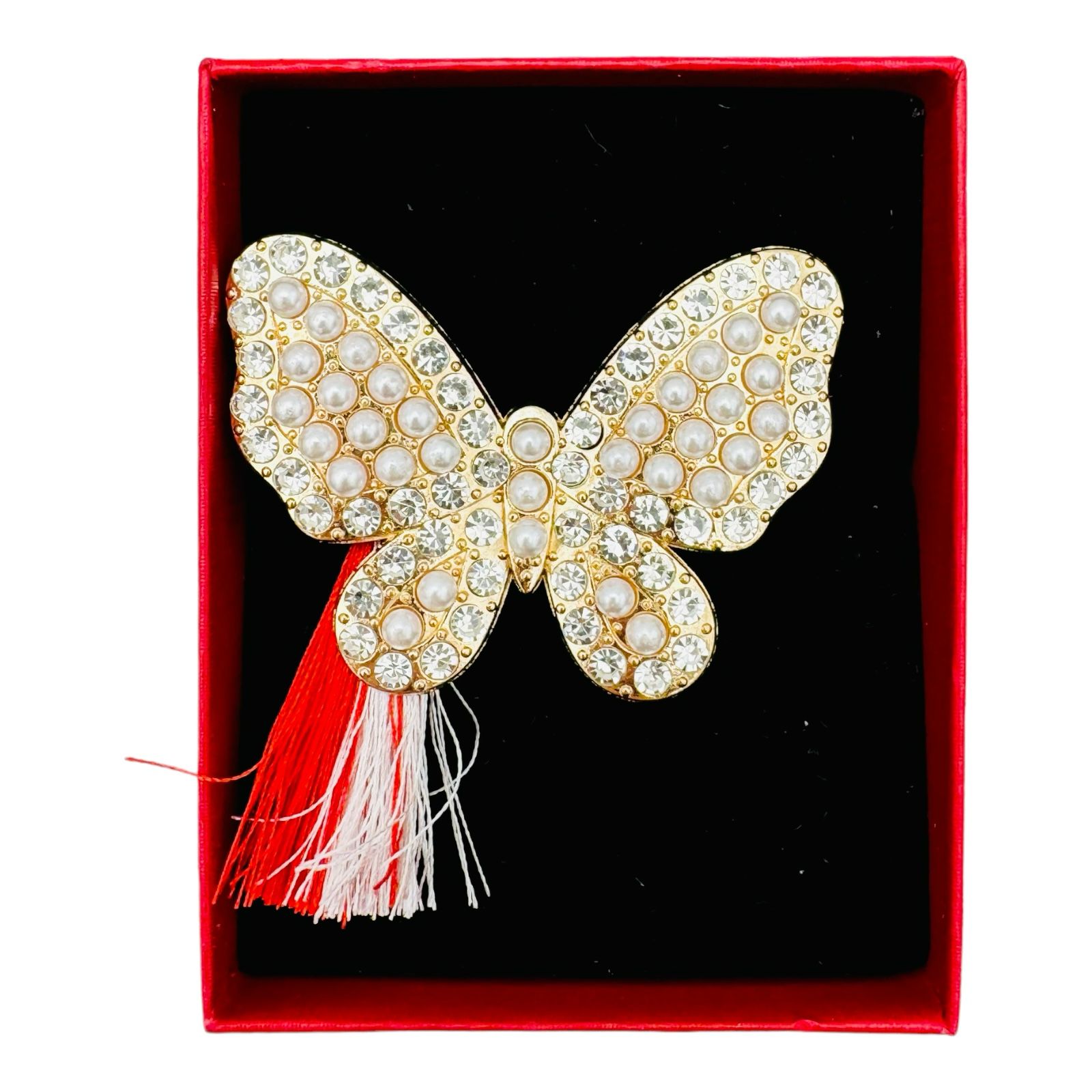 Brosa Martisor Fluture Alb stilizat cu Perle, ambalata in cutie rosie ...