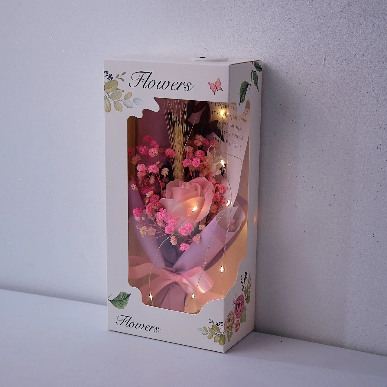 Aranjament floral de primavara, cu LED, buchet de flori criogenate si ...
