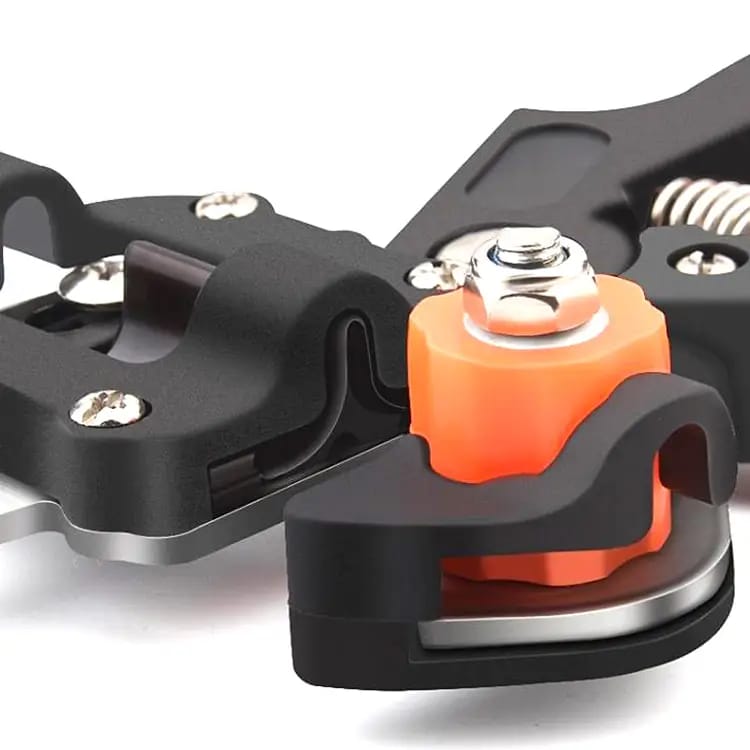 Pachet gradinarit, Aparat Altoit plus banda altoit, Foarfeca de vie ...