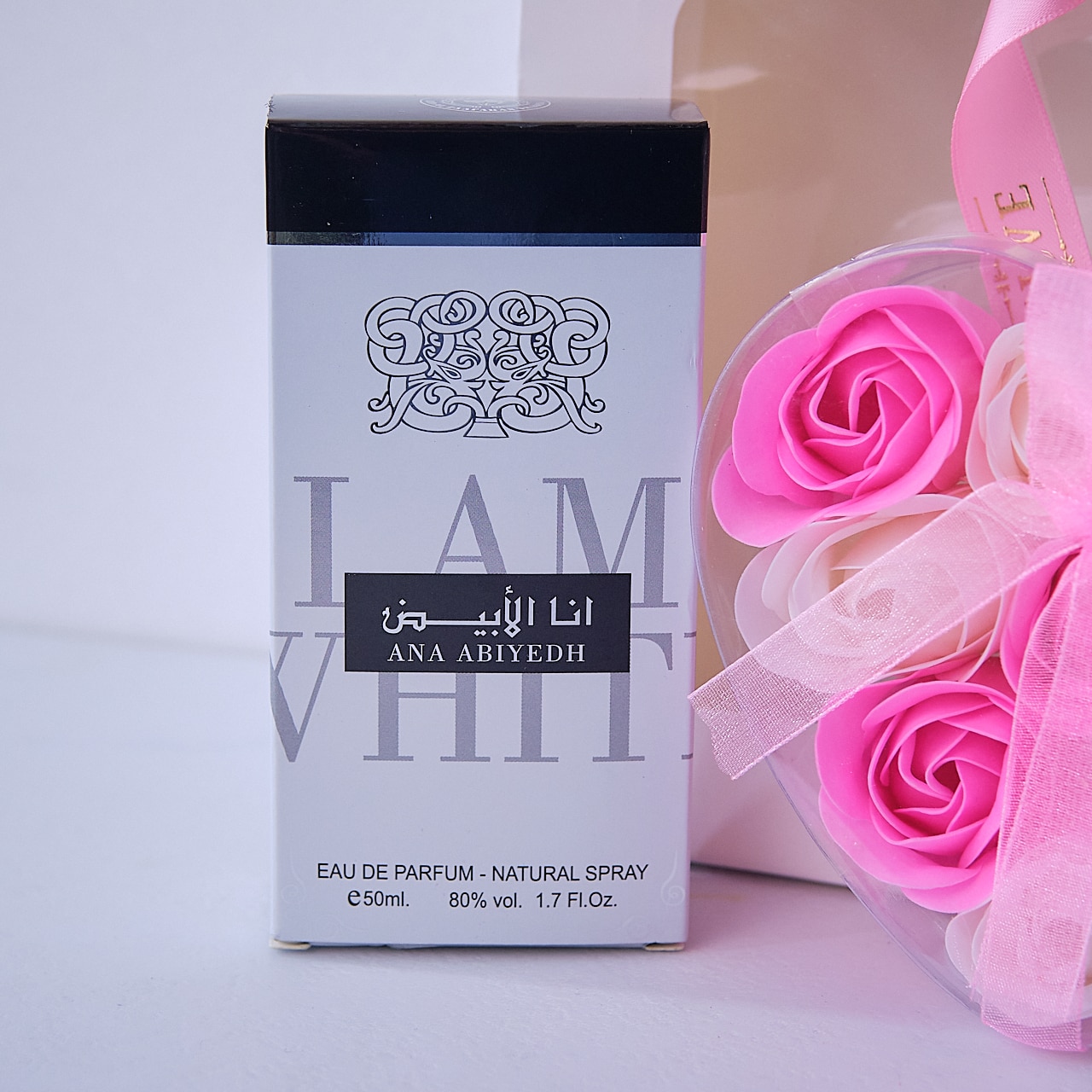 Set Arabian Love, parfum Ana Abiyedh 50 ml, inima cu trandafiri de ...
