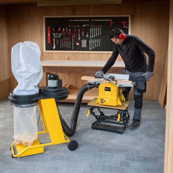 Aspirator pentru Rumegus, Putere 550W si Debit de Aspirare de 1150 m3/h ...