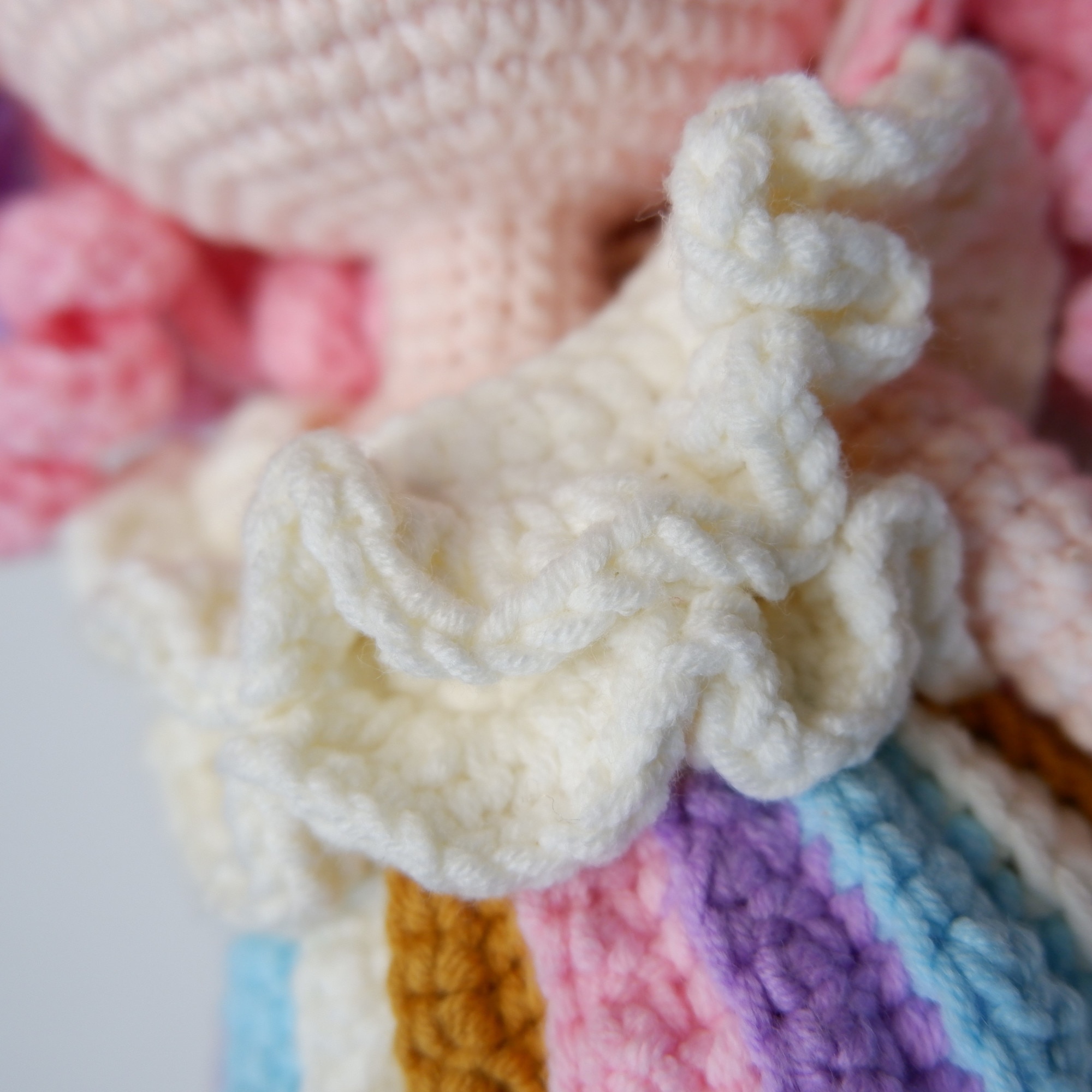 Papusa Sofia, Crosetata Manual, Jucarie Lucrata Manual, Amigurumi ...