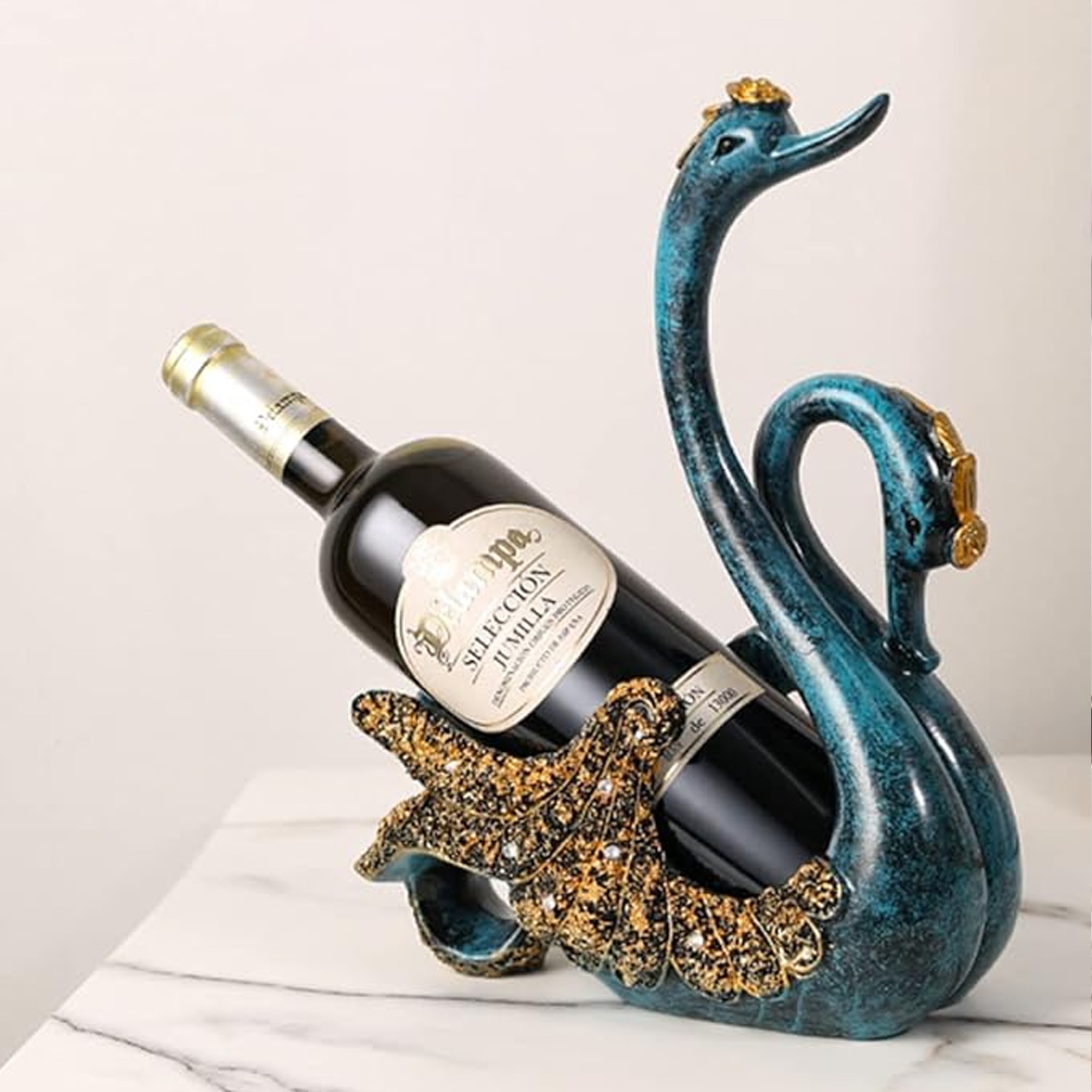 Suport sticla de vin Timebox, 30 cm inaltime, din rasina, ornament ...