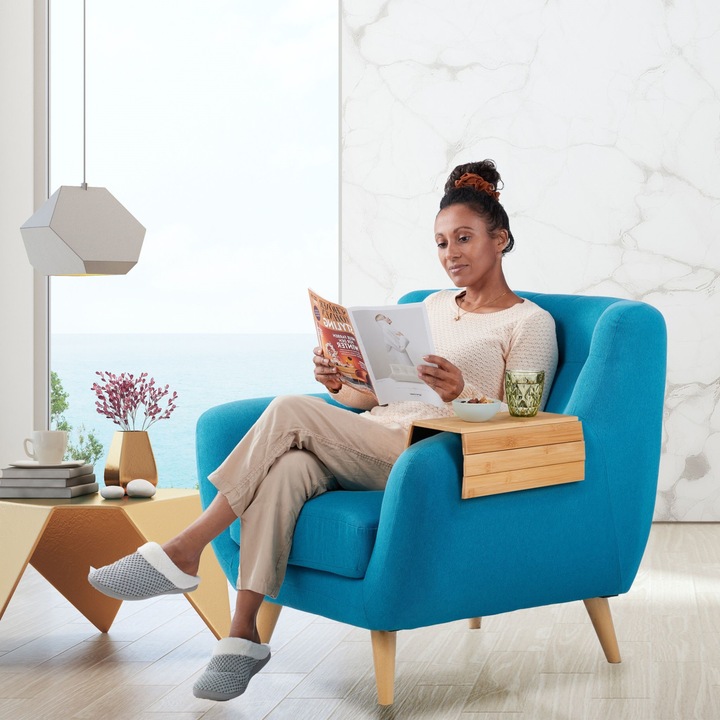 Tava de servire pentru cotiera canapea, Sofabuddy, pliabila, suprafata anti-alunecare, din ...