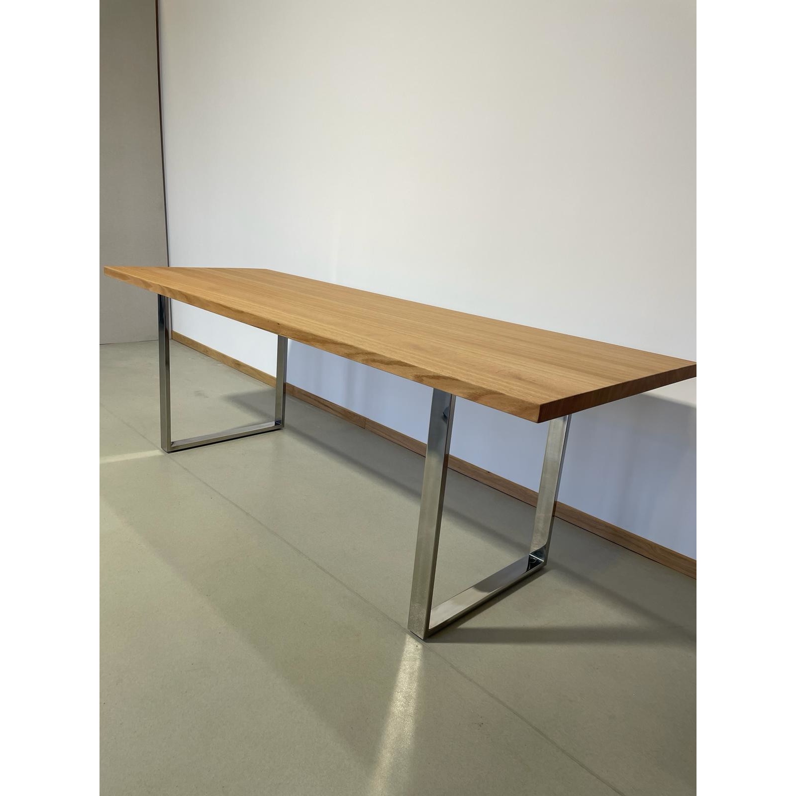 Masa dining, cu blat din lemn masiv stejar si picioare din metal, 160 x ...