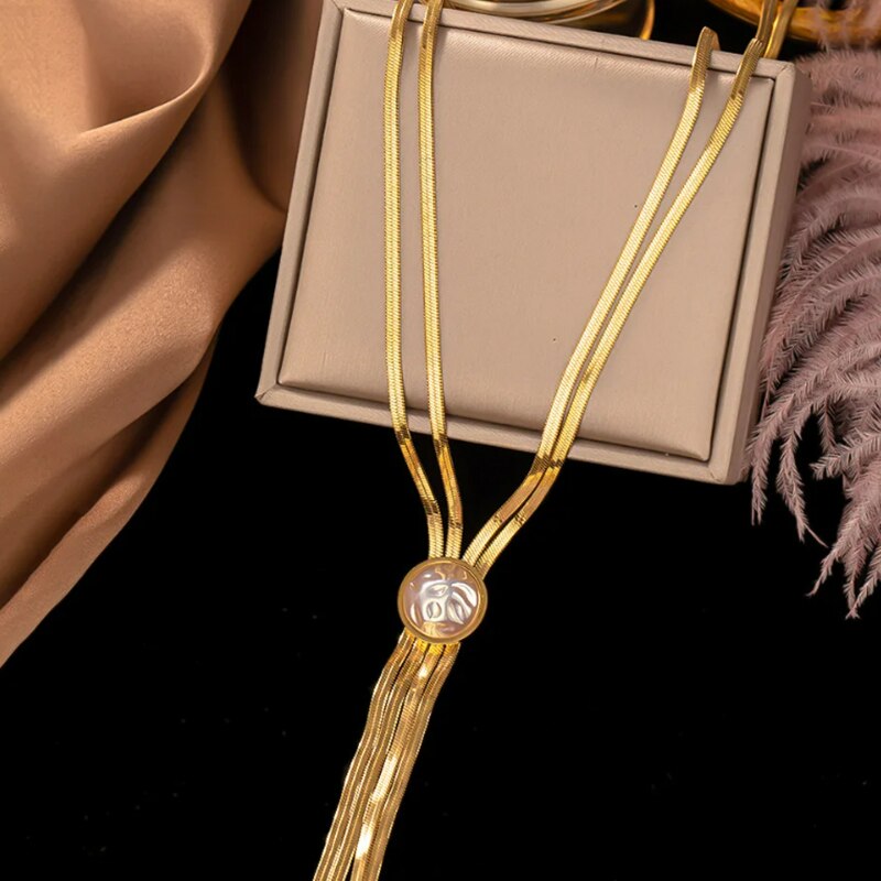 Colier dama, pandantiv minimalist in prelungire, model delicat ...