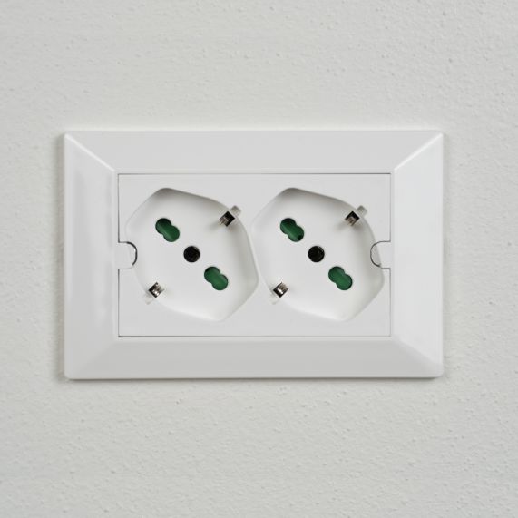 Priza Dubla Modulara Pentru Doza de 3 Module, Ingropata Schuko Euro si ...