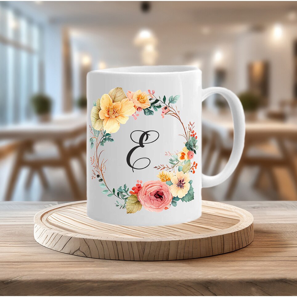 Cana personalizata cu initiala numelui, alba, 350ml, Colectia Flori ...