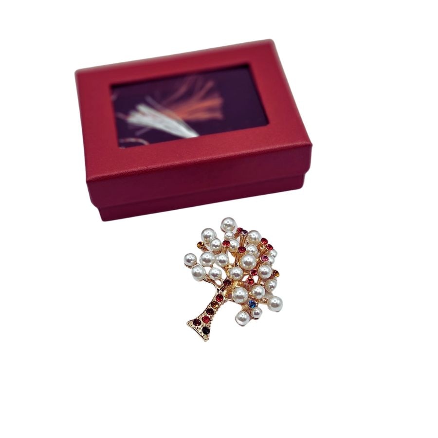 Martisor brosa in cutie rosie 9 x 5 cm cu fereastra de sticla, snur ...