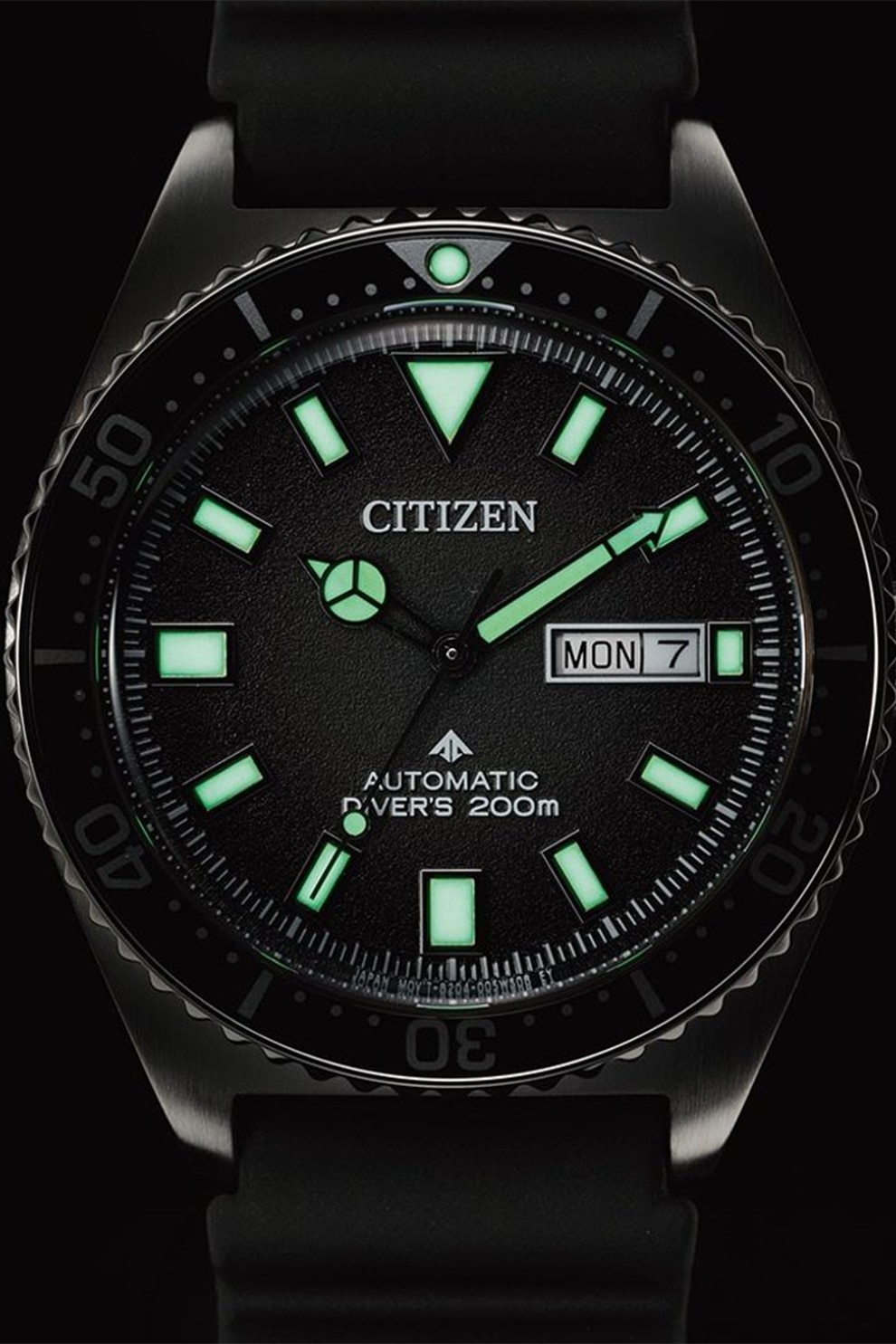 Citizen, Автоматичен часовник със силиконова каишка, Черен - eMAG.bg