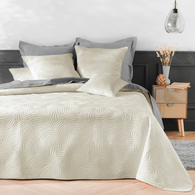 Cuvertura de pat SOLANGE, model in relief, 220 x 240 cm - eMAG.ro