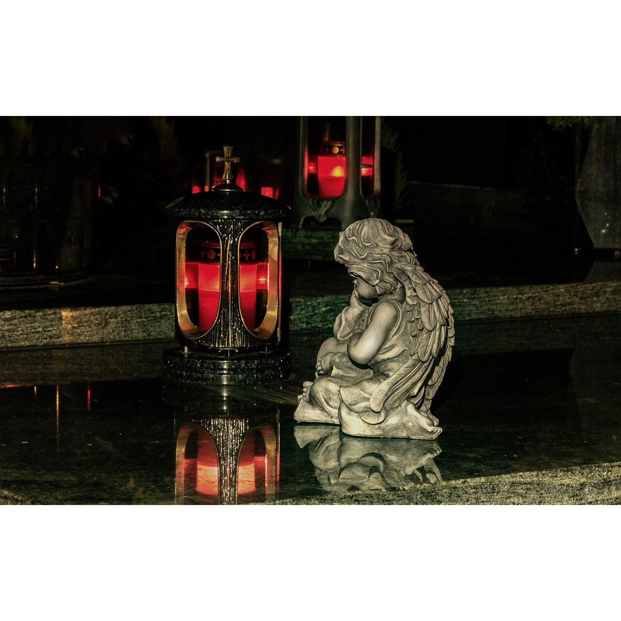 Candela electrica clasica cu led rosu - eMAG.ro