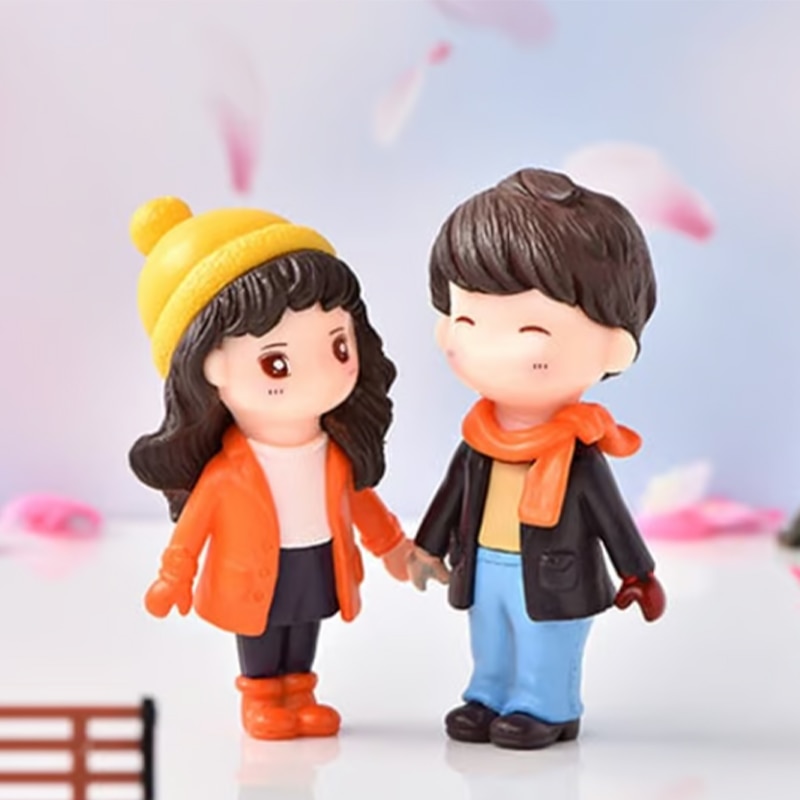 Figurine decorative individuale, model cuplu adolescenti indragostiti ...