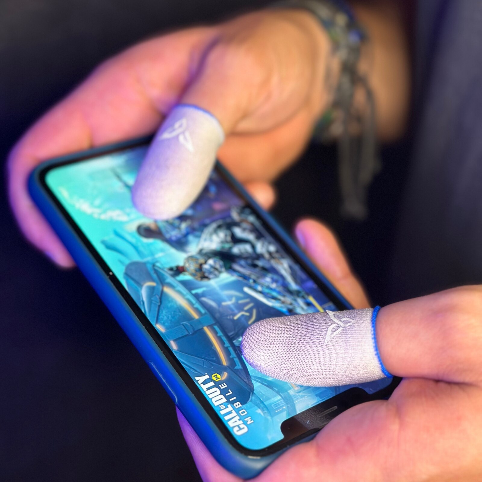 Set 2 x Degetare (manusi) profesionale pentru telefon gaming Flydigi ...