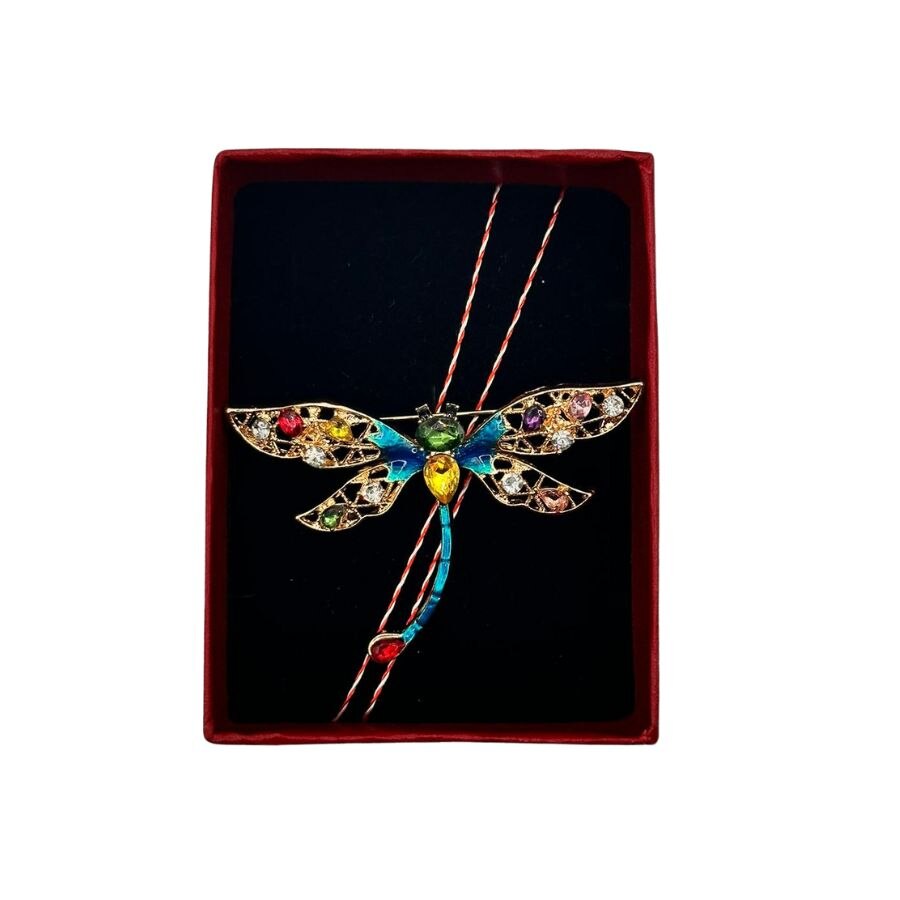 Martisor brosa din metal in cutie rosie 9 x 5 cm cu fereastra de sticla ...