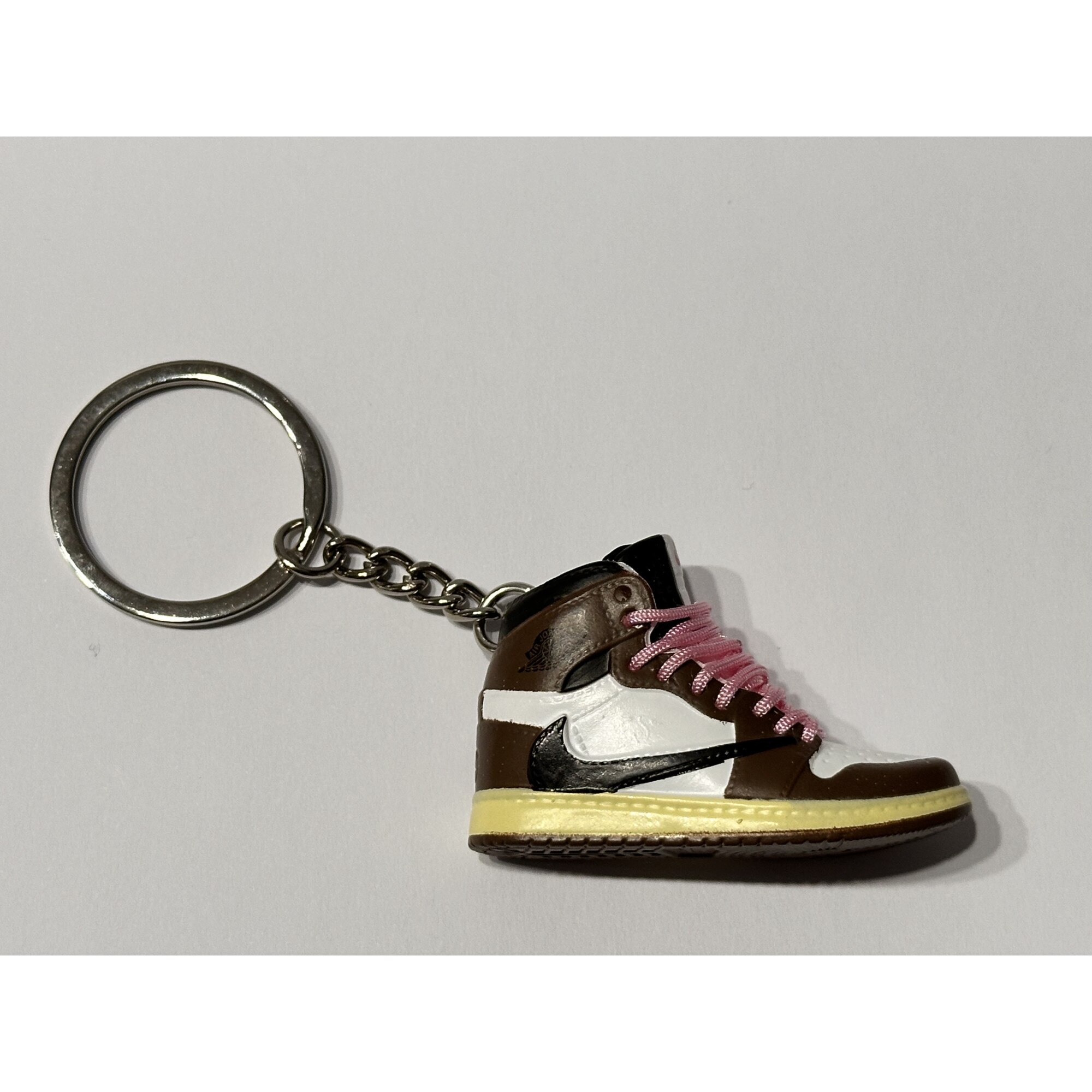 Breloc pentru chei, Nike Jordan 1 High, Travis Scott, Maro-Roz - eMAG.ro