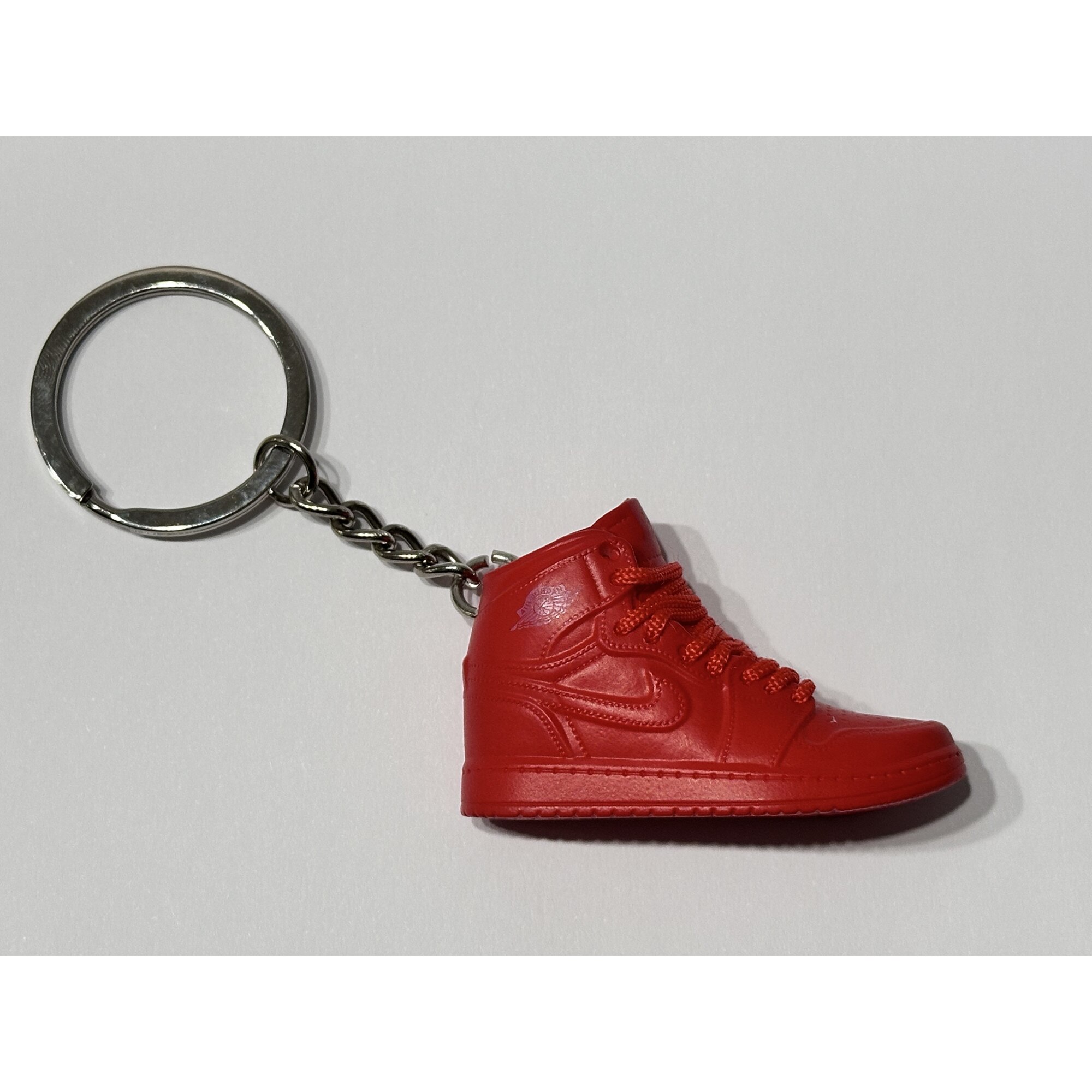 Breloc pentru chei, Nike Jordan 1 High, Rosu - eMAG.ro