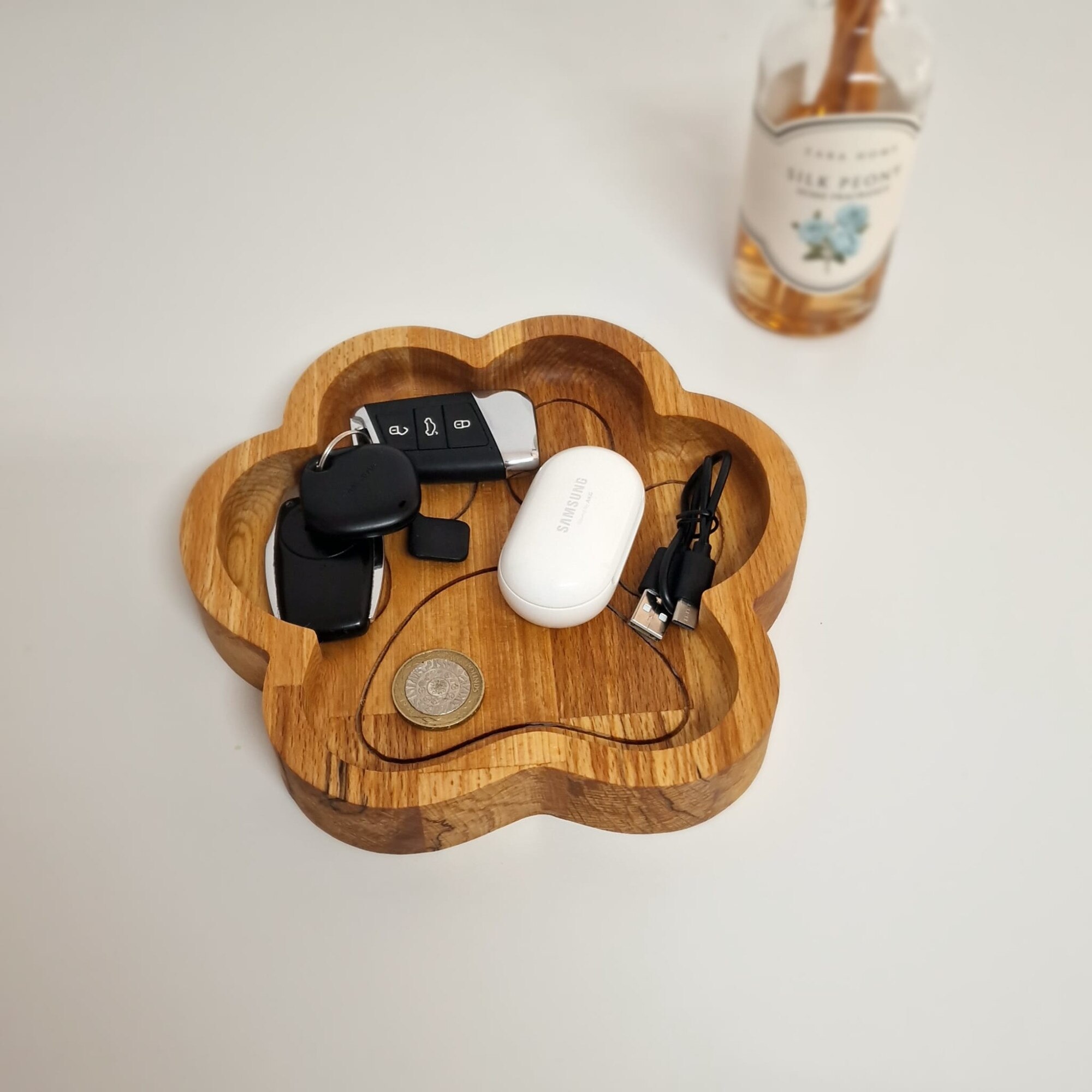 Tava snacksuri din Lemn de Fag in Forma de Labuta - eMAG.ro