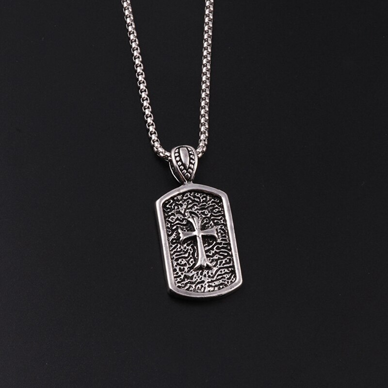 Lant cu pandantiv cruce, model shield cross, tematica religioasa ...