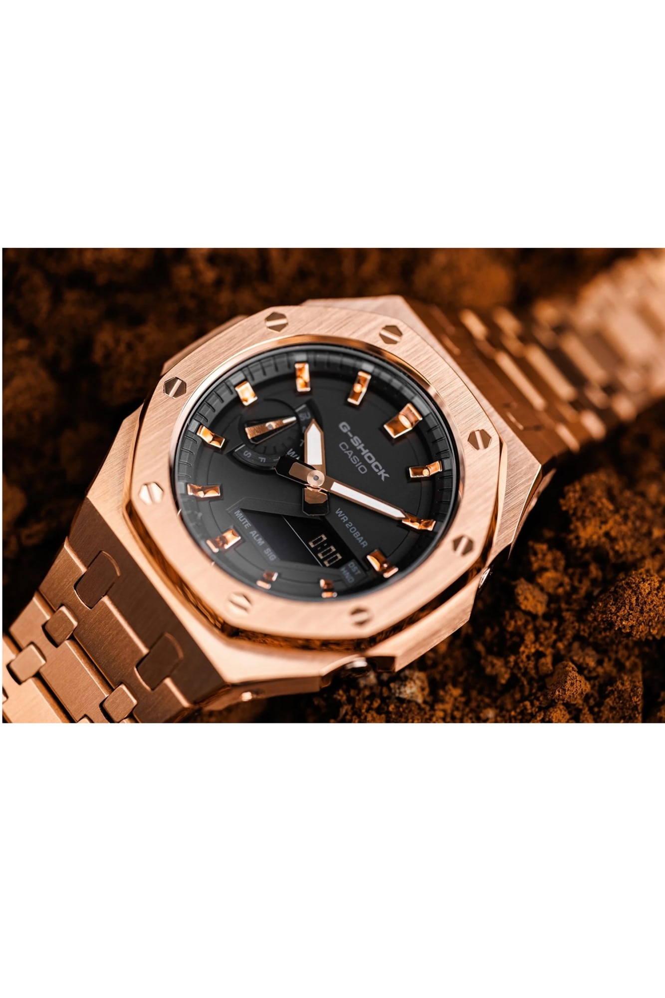 Ceas Casio G-Shock Mod CasiOak, Bratara Metal Integrata, Digital, Rose ...