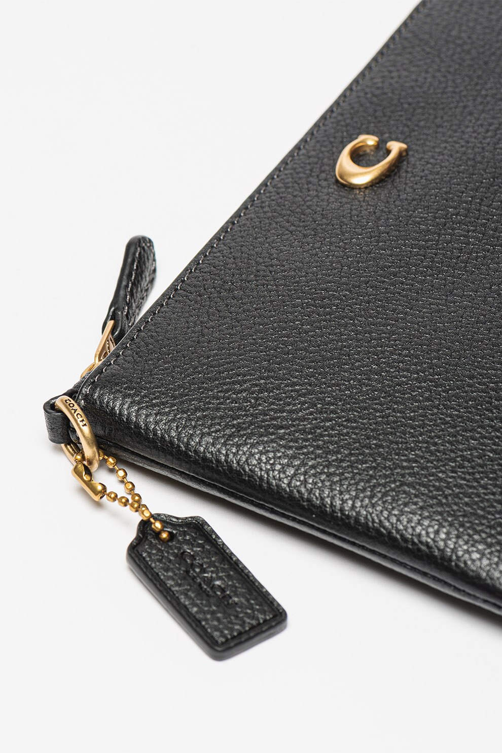 Coach, Кожен клъч с каишка за китката, Черен - eMAG.bg