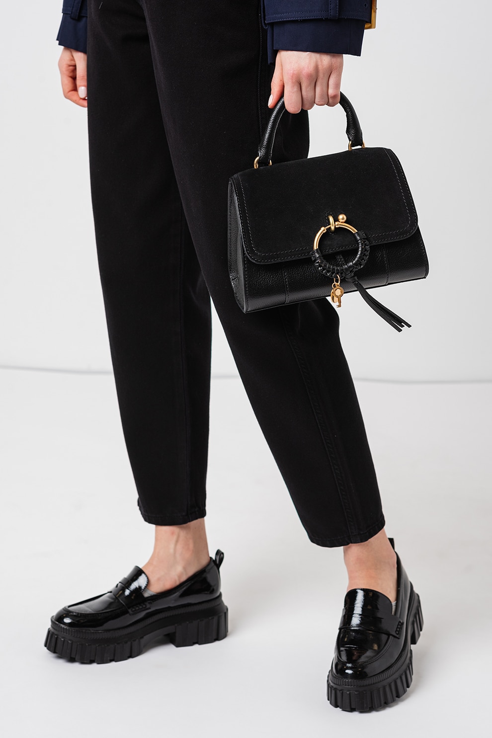 See by Chloé, Geanta crossbody de piele cu clapa din piele intoarsa ...