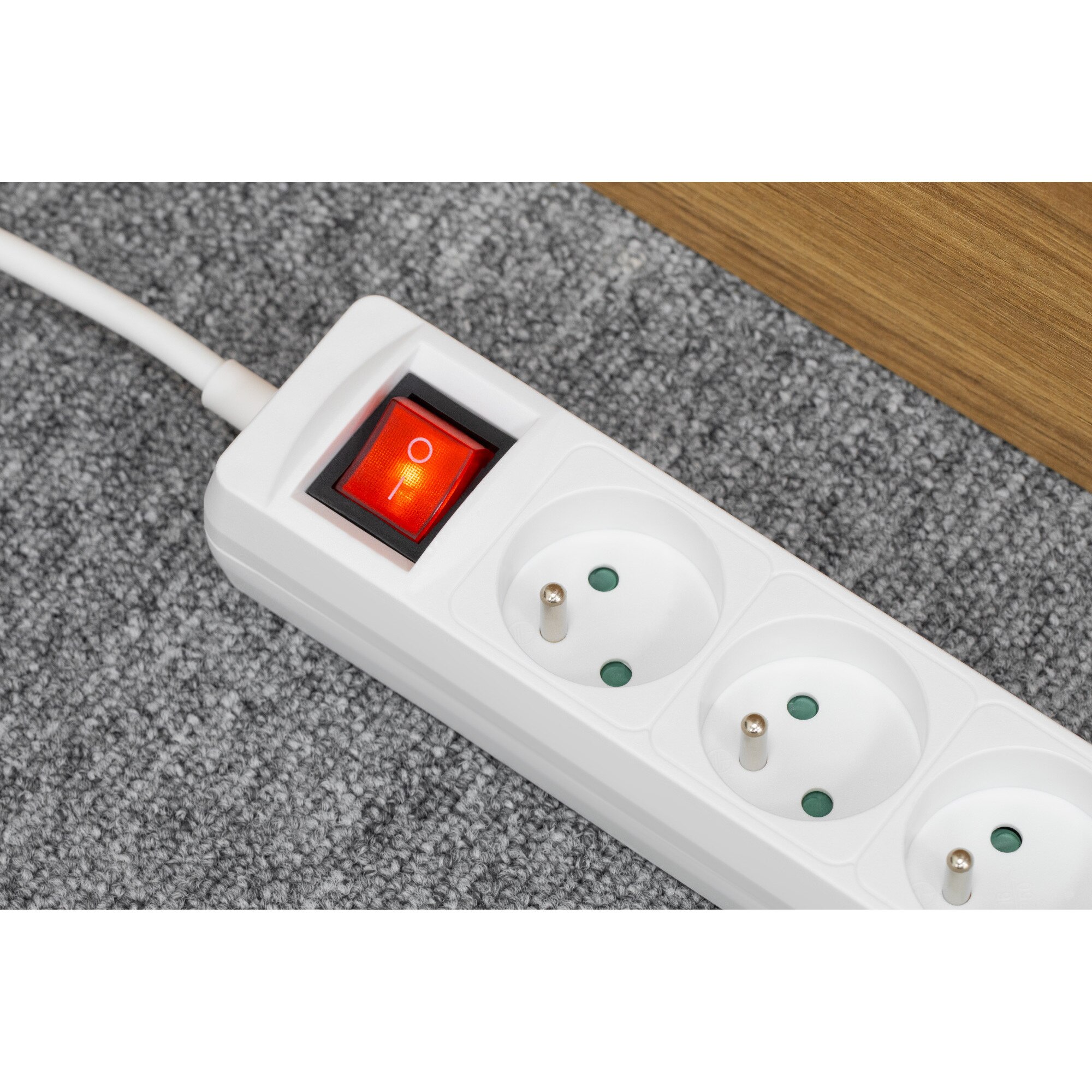 Cablu prelungitor, Rebel, 3 prize + 2 prize USB, Cu comutator, 1.5 m ...