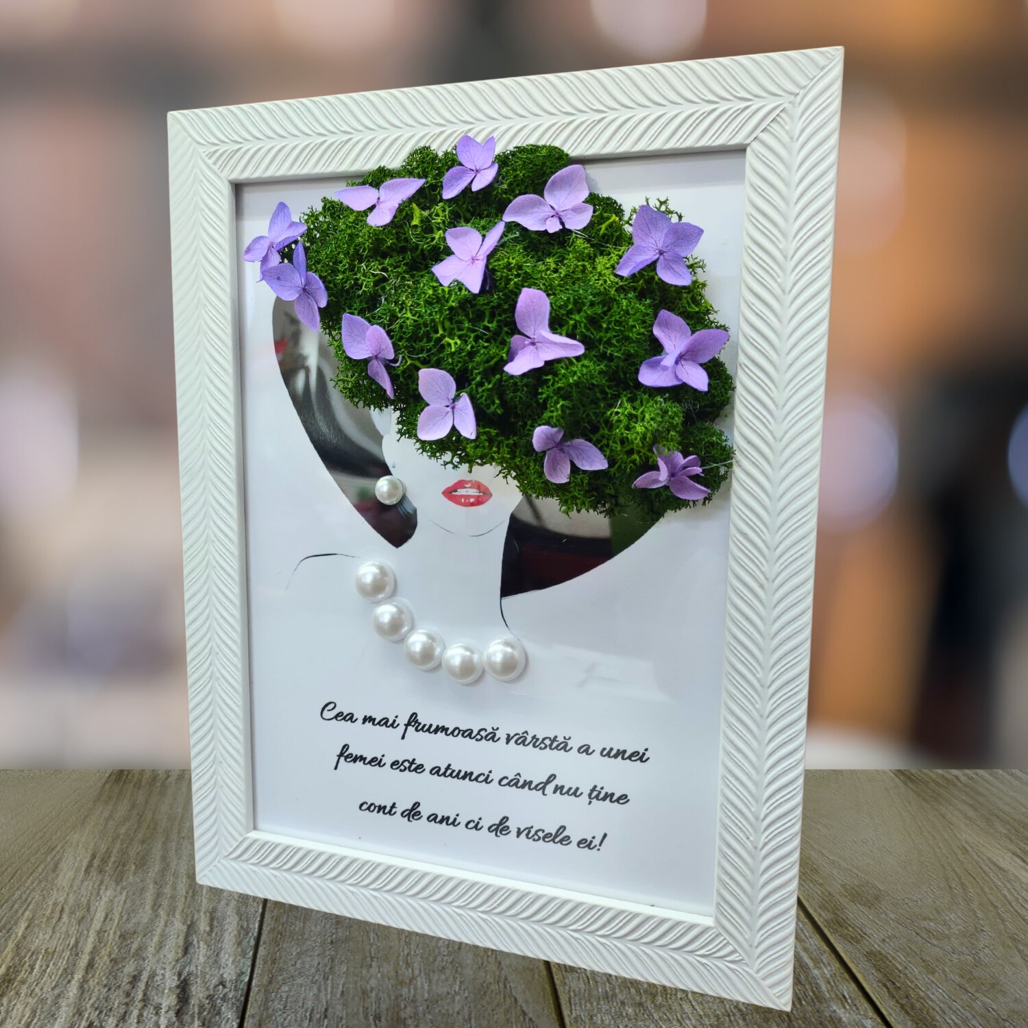 Tablou in rama A4 (30x21 cm) - Cea mai frumoasa varsta a unei femei ...