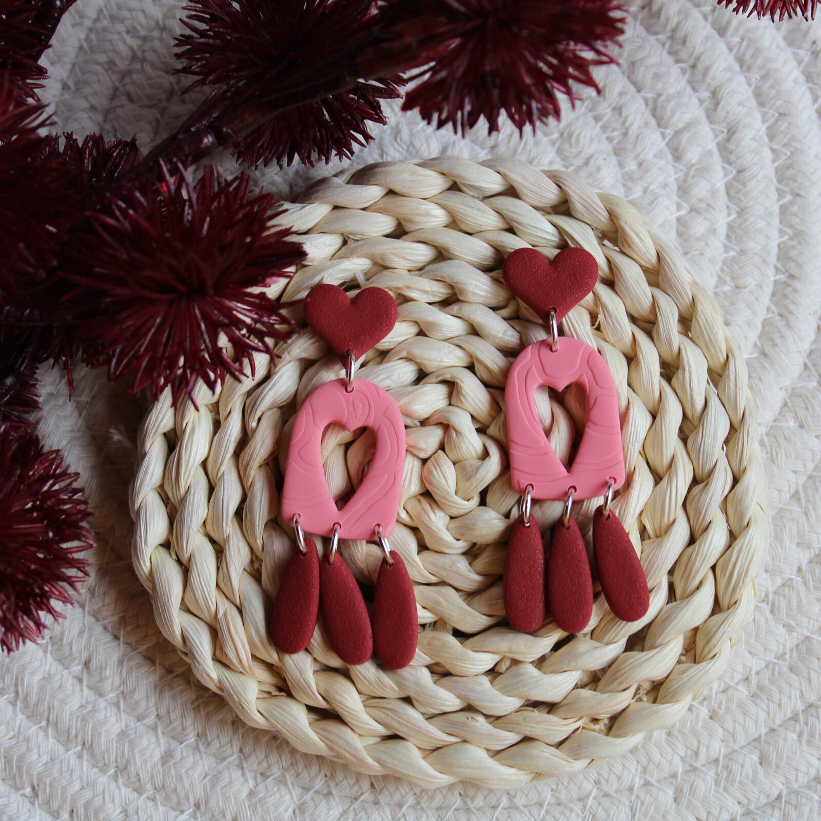 Cercei Handmade 'Crinis - Lovers Window', Lut Polimeric, Roz, Pin de plastic - eMAG.ro