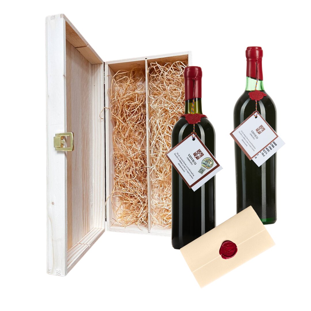 Pachet cadou SPECIAL cu vinuri de colectie Merlot 1997 si Feteasca ...