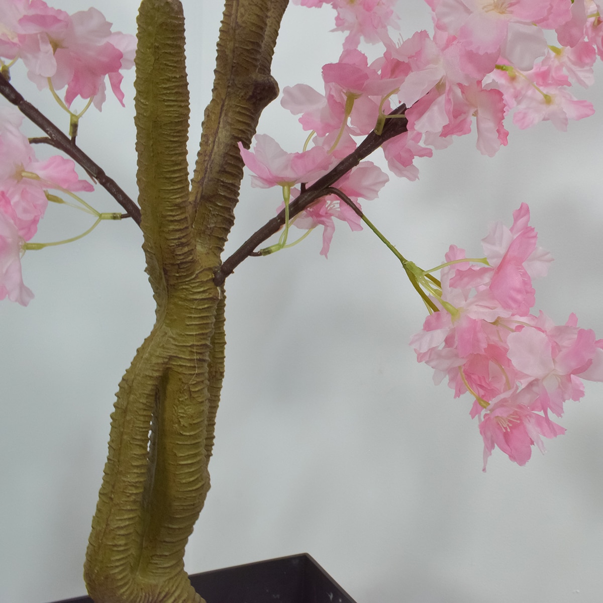 Copac decorativ cu flori artificiale, fara ghiveci, Naimeed D5617 ...