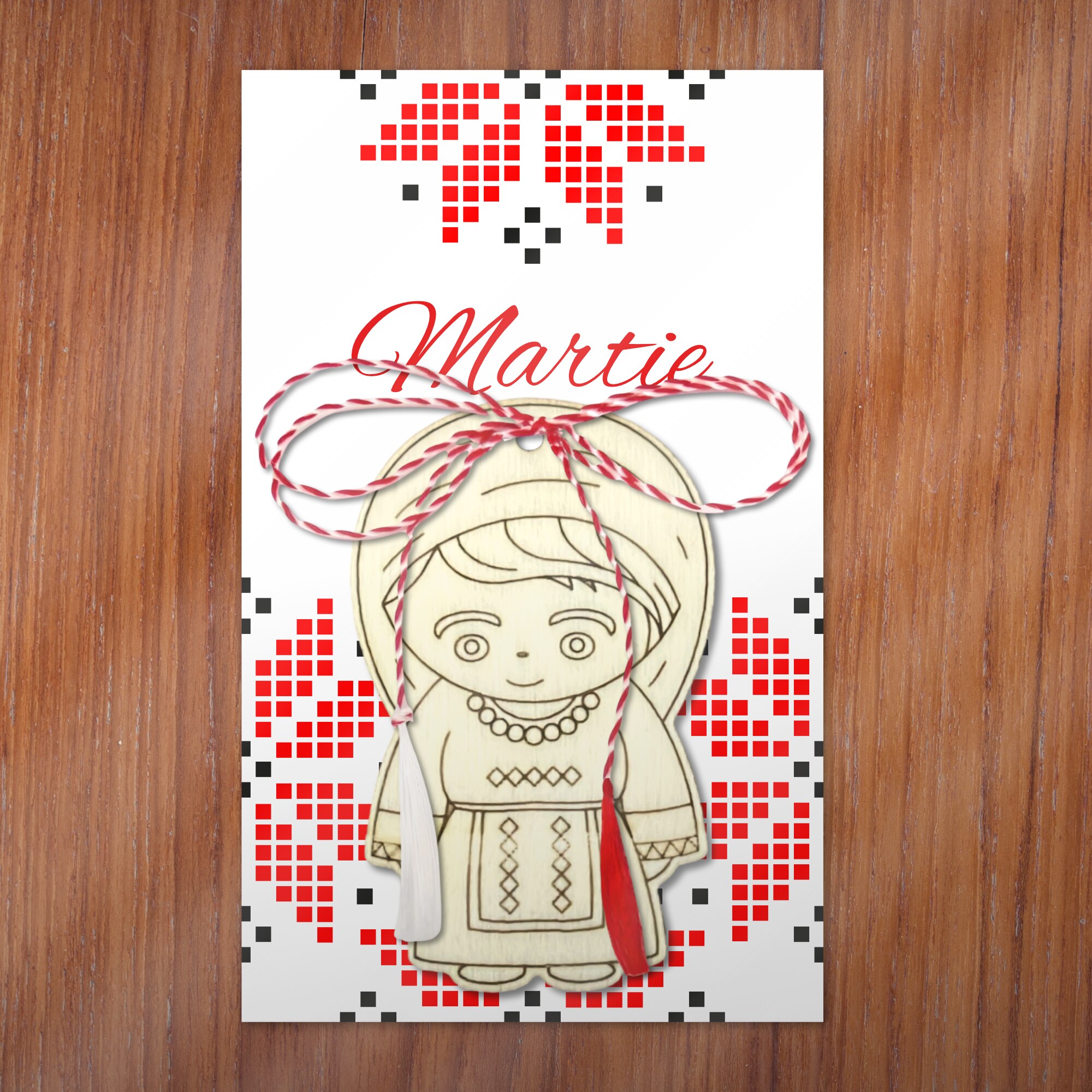 Martisor, Lemn - Model Traditional - eMAG.ro