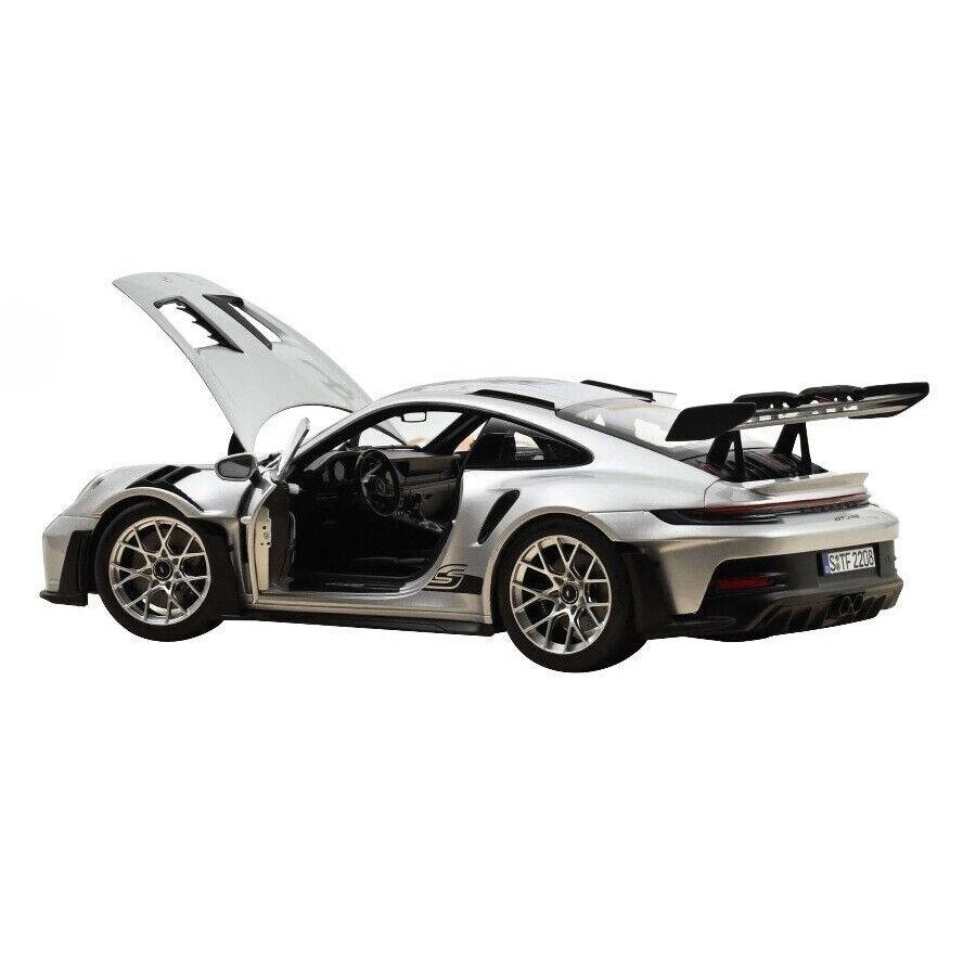 Macheta auto Porsche 911 GT3 RS 2022 GT argintiu, 1:18 Norev - eMAG.ro