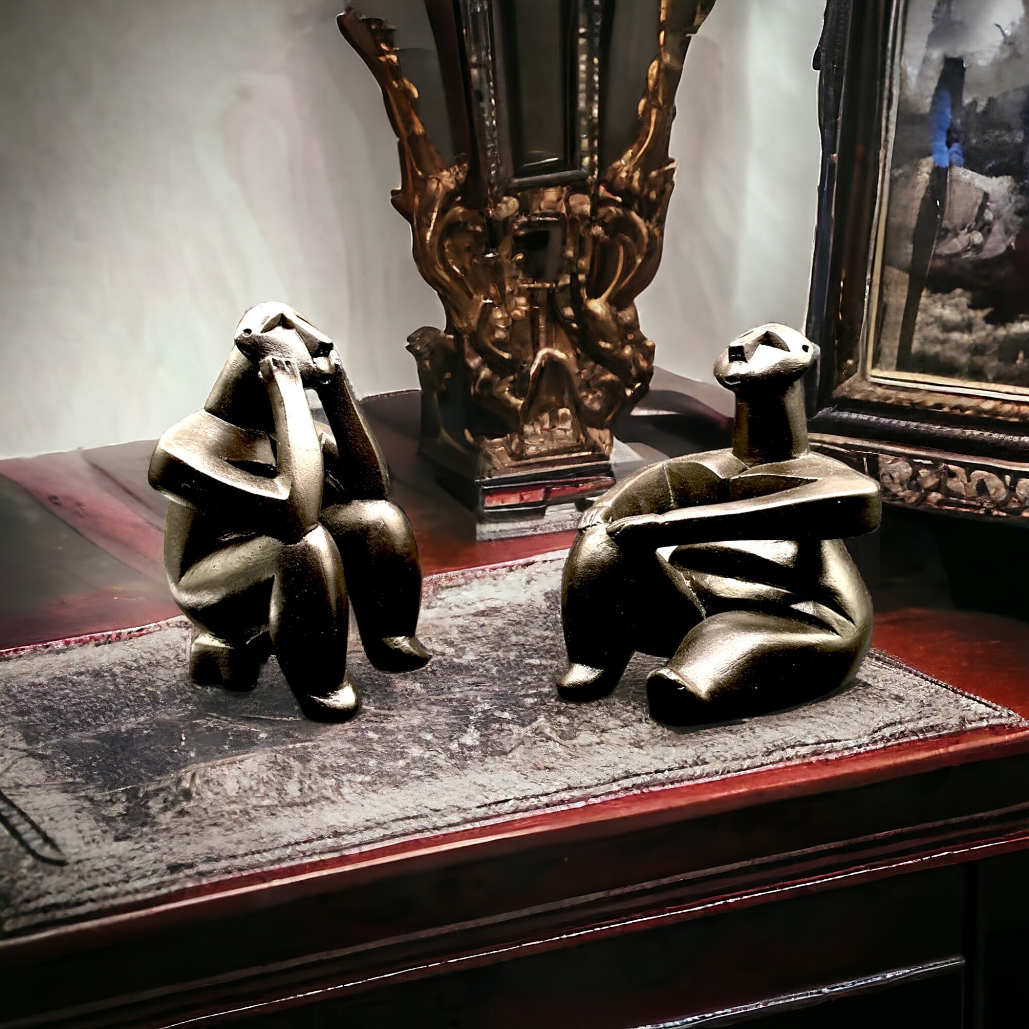 Statuete din ceramica "Ganditorul de la Hamangia si perechea sa" - O ...