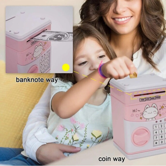 Pusculita interactiva cu functie cod PIN tip seif, model Hello Kitty ...